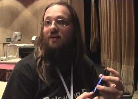 Saurik: "Ecco perchè il jailbreak deve rimanere legale"