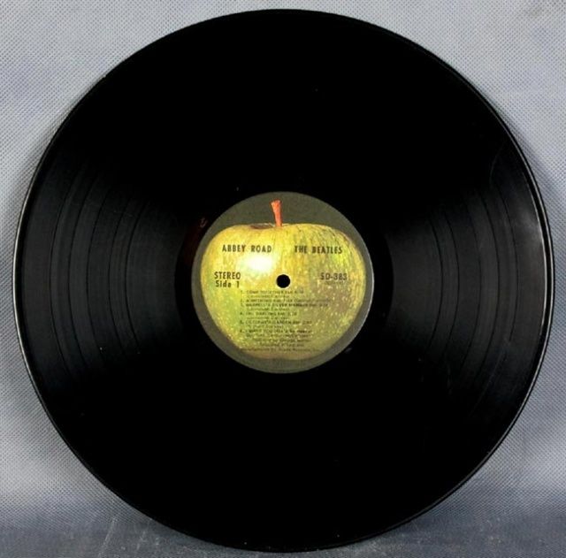 Apple ottiene ufficialmente il trademark del logo di Apple Corps dei ...