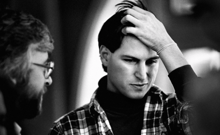 Il film su Steve Jobs passa da Sony a Universal