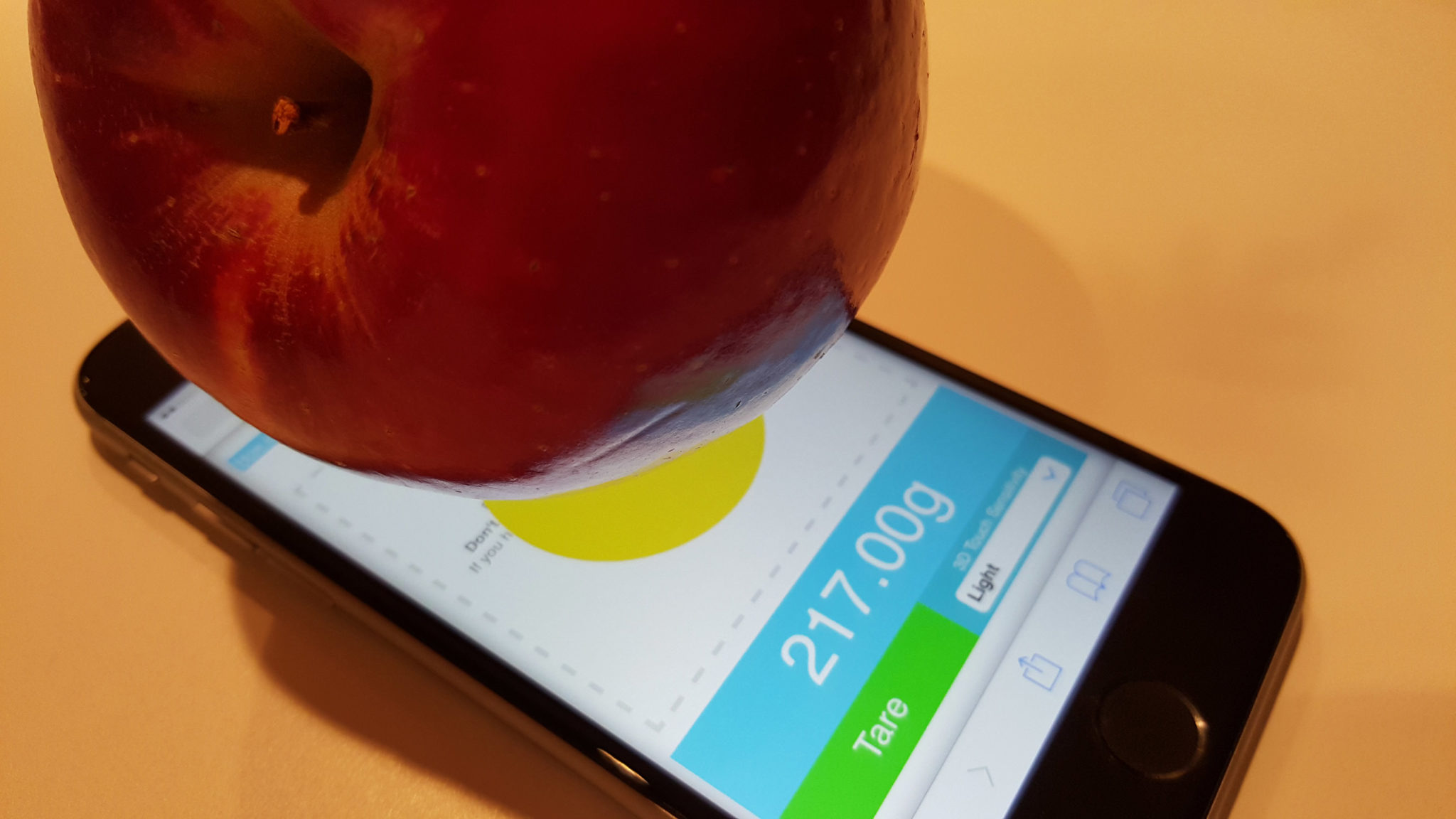 Touchscale: Bilancia iPhone per pesare oggetti - iPhone Italia