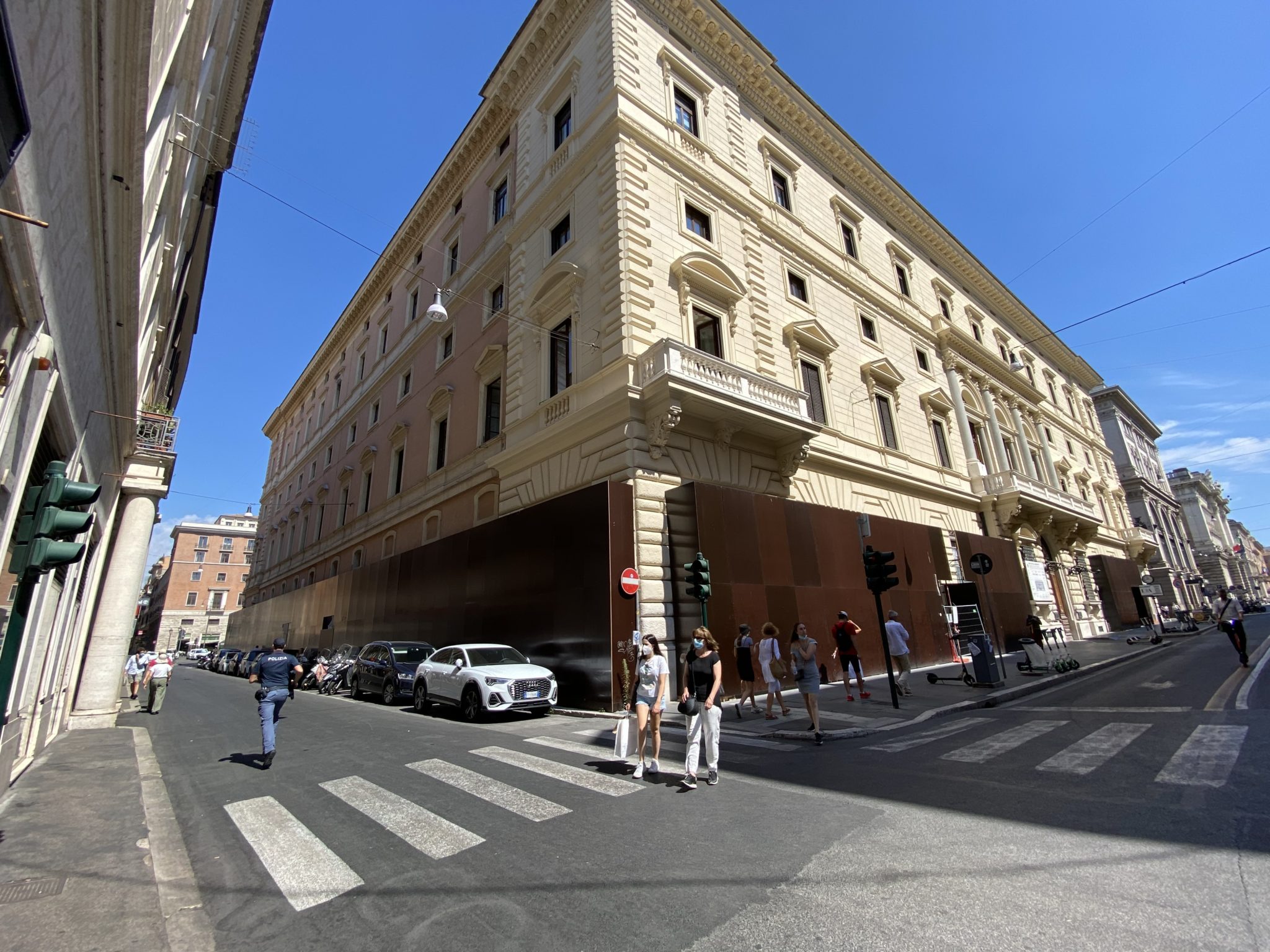 Riprendono i lavori per l'Apple Store Via del Corso a Roma - iPhone Italia
