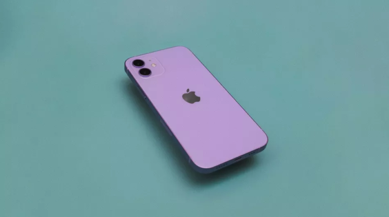 La colorazione viola di iPhone 12 nei primi hands-on - iPhone Italia