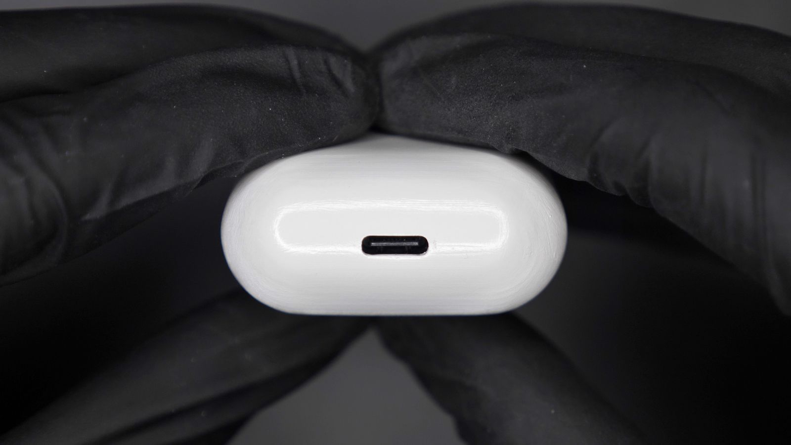 AirPods con USB-C? C'è chi ci ha provato - iPhone Italia